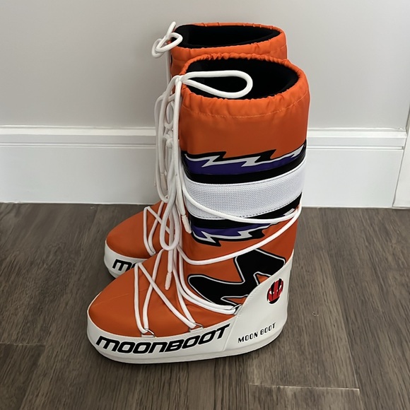 Moon Boot | Shoes | Moon Boot Icon Retrobiker Boot Size 3538 Us 6 ...